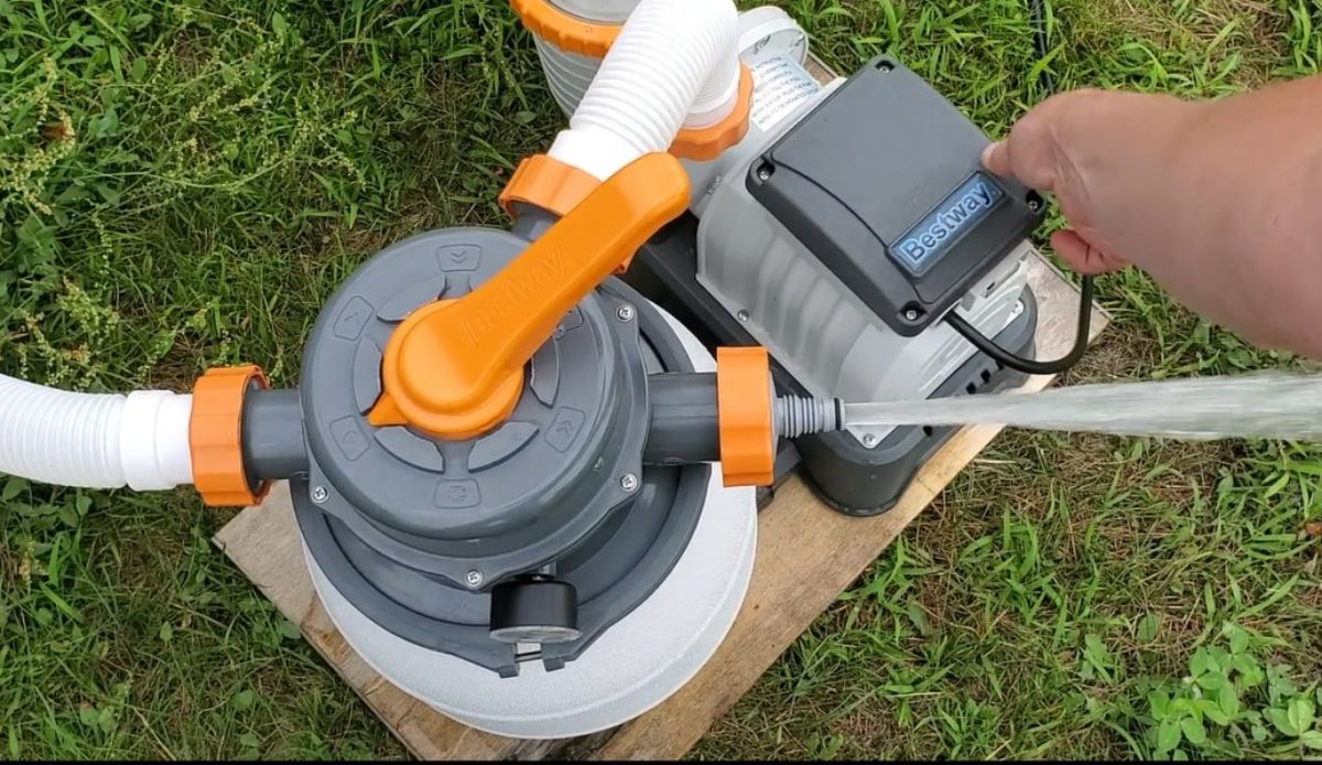 How to Backwash a Bestway Pool Filter – PoolsForFools.com